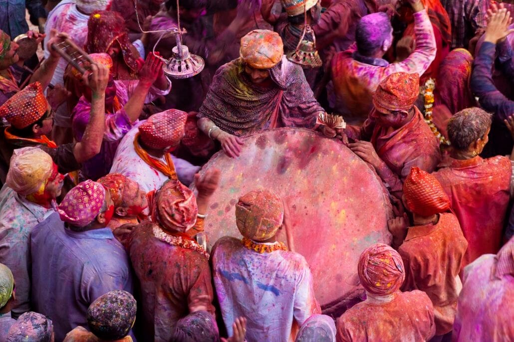 Immersing Yourself in Libyan Culture: Music, Art, And Festivals - Afro ...